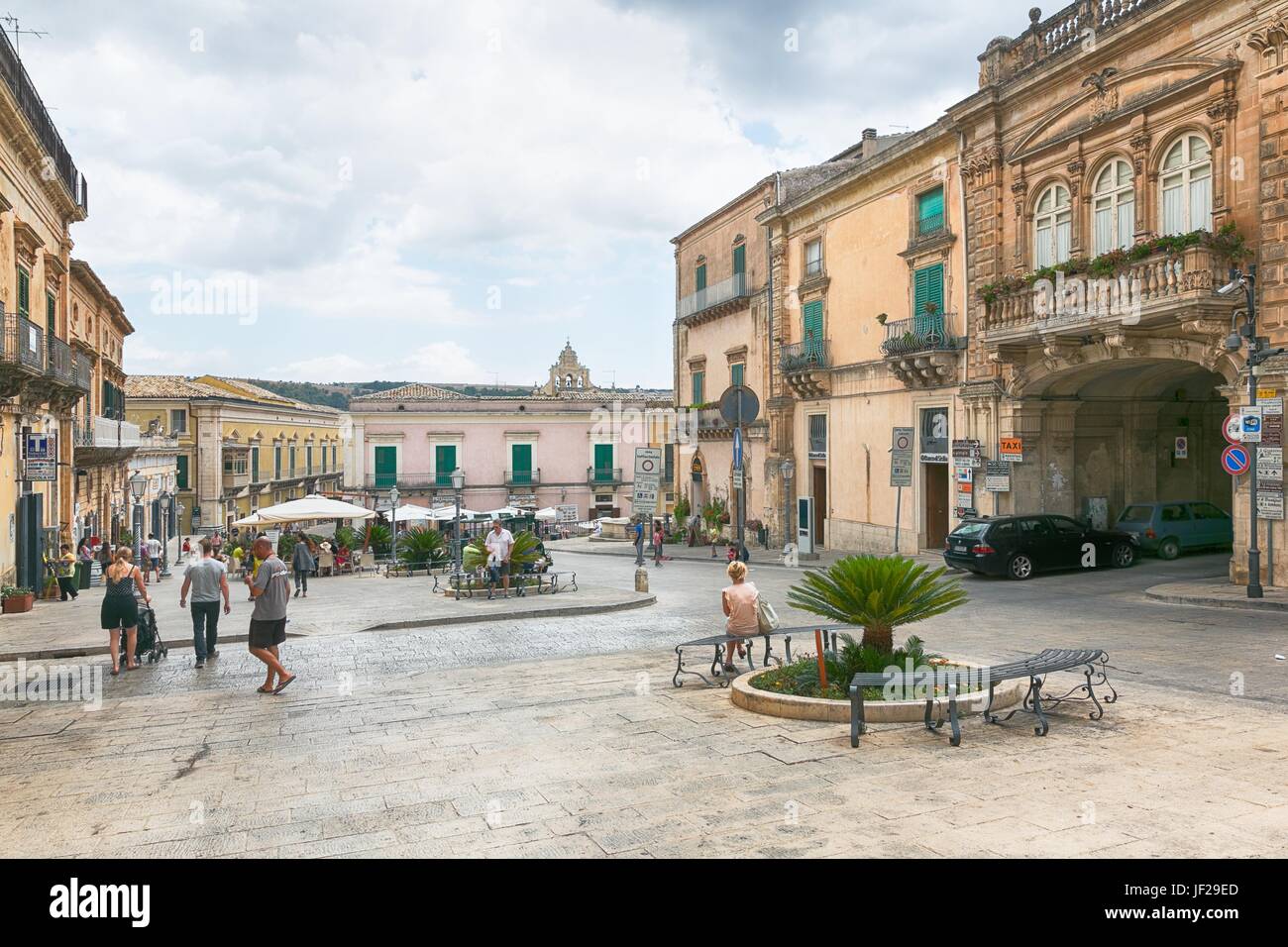 Ragusa sicily hi-res stock photography and images - Alamy