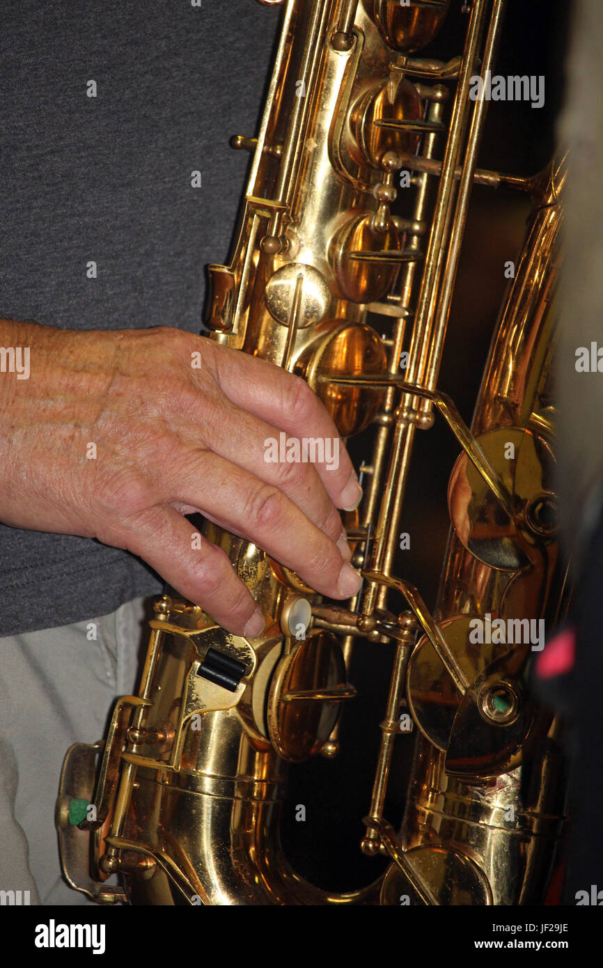 Musican hi-res stock photography and images - Alamy
