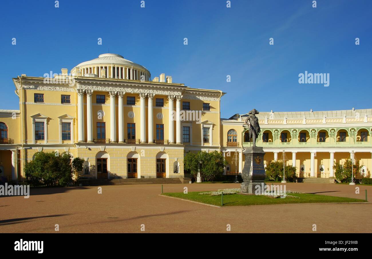 Palace in Pavlovsk Stock Photo - Alamy