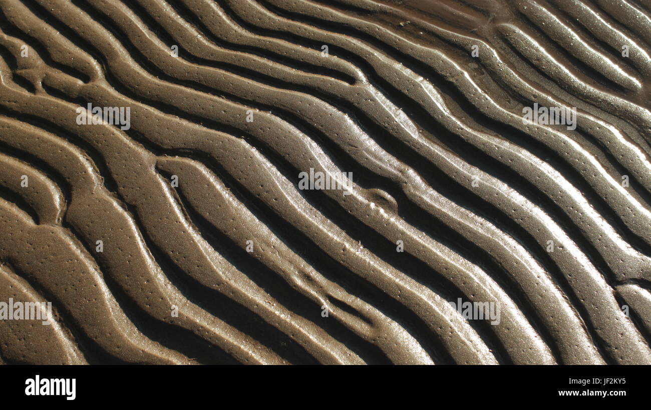 Abstract wavy sand pattern hi-res stock photography and images - Alamy