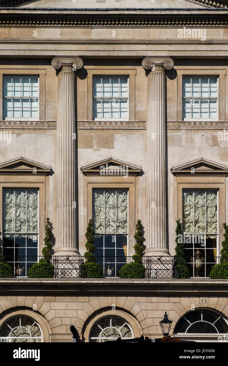 St James's Square is the only square in the exclusive St James's ...