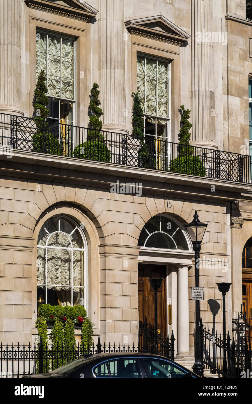 St James's Square is the only square in the exclusive St James's ...