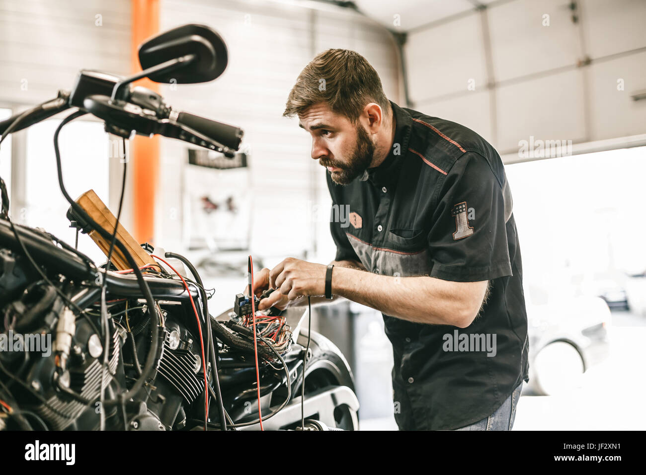 Motor bike repair shop hi-res stock photography and images - Alamy