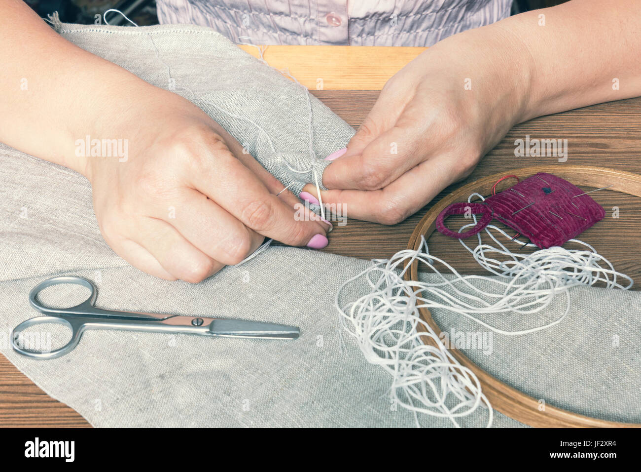 Embroidery stitches close up hi-res stock photography and images - Alamy