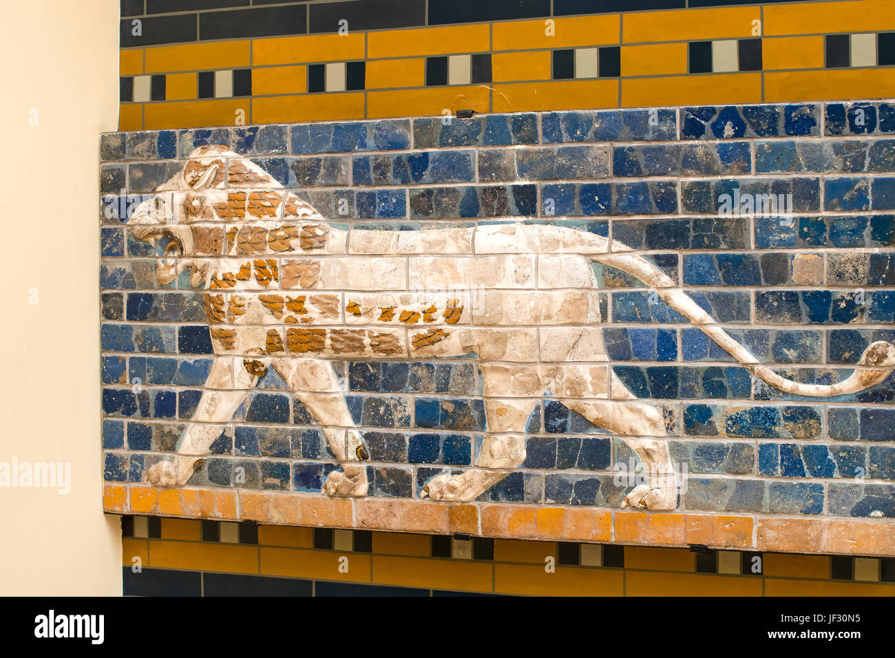 Babylonian wall design hi-res stock photography and images - Alamy