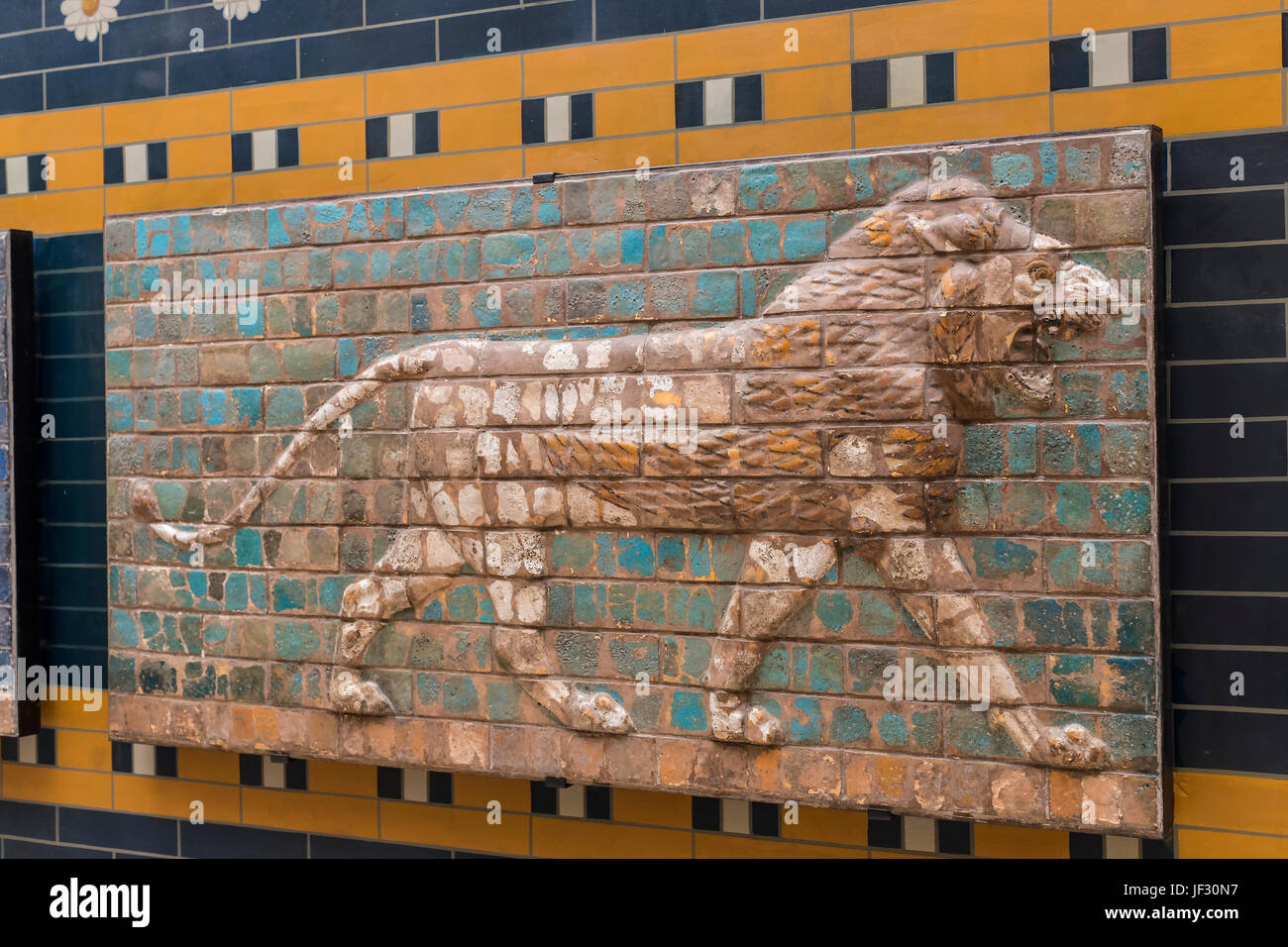 Babylonian wall design hi-res stock photography and images - Alamy