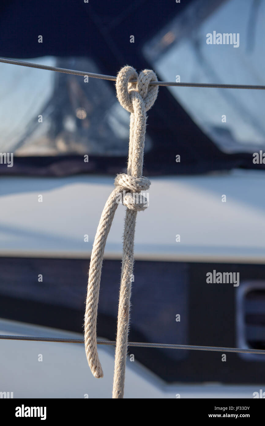 Ship railing vintage hi-res stock photography and images - Alamy