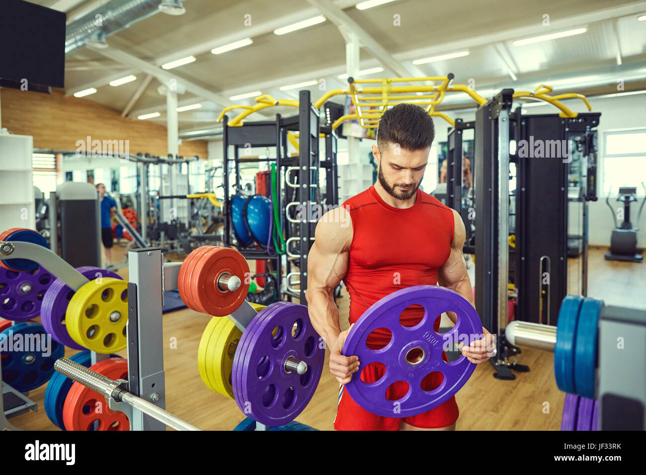 Portrait of a bodybuilder with beard in the gym Stock Photo - Alamy