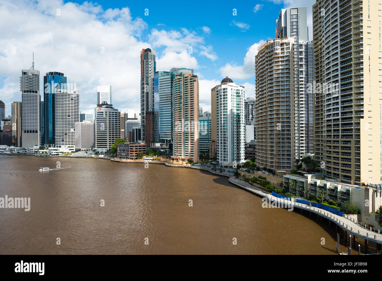 Brisbane city skyline along the river, Queensland, Australia Stock ...