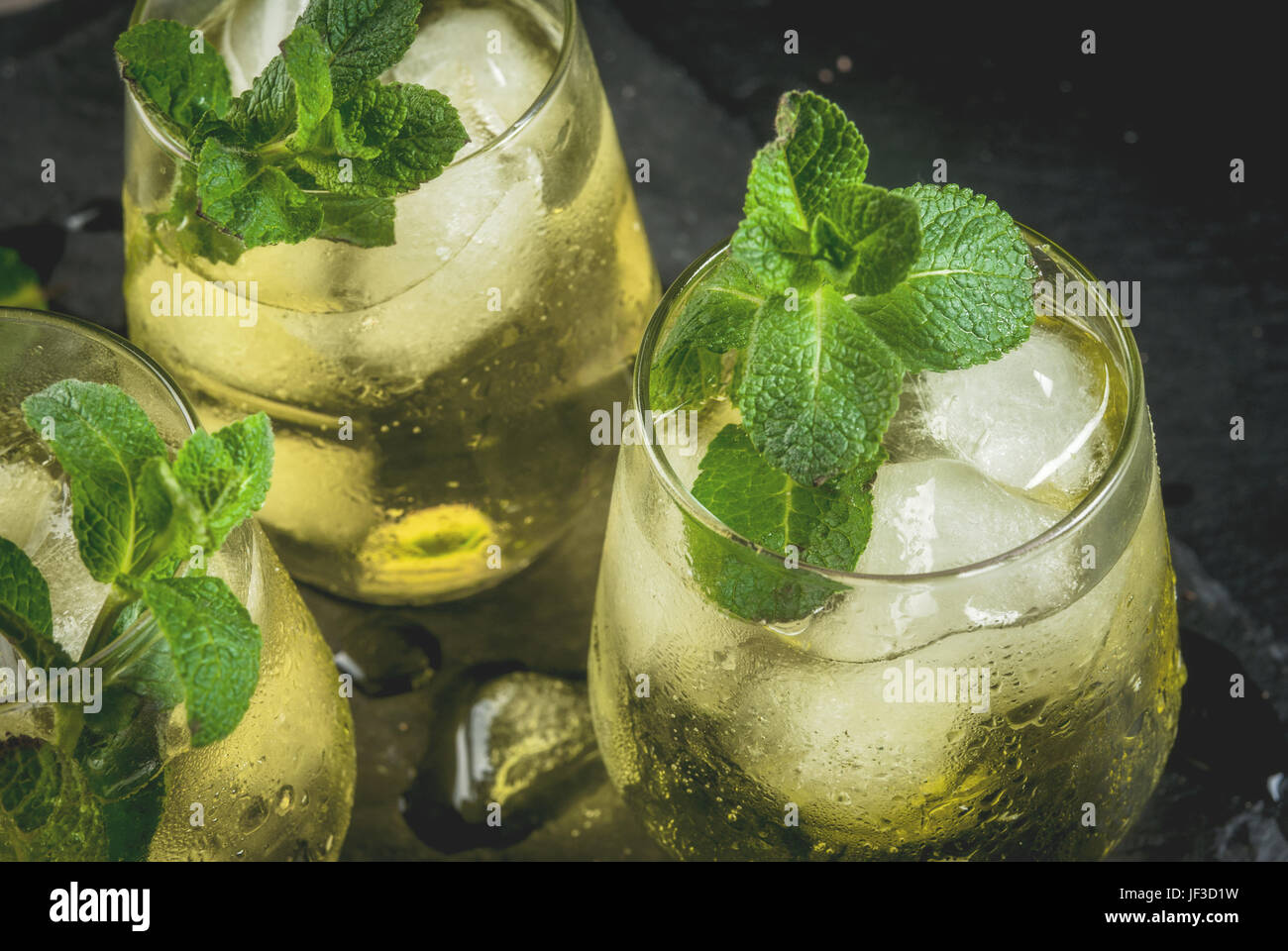 Traditional Spanish alcoholic drink, Rebujito cocktail - white wine ...