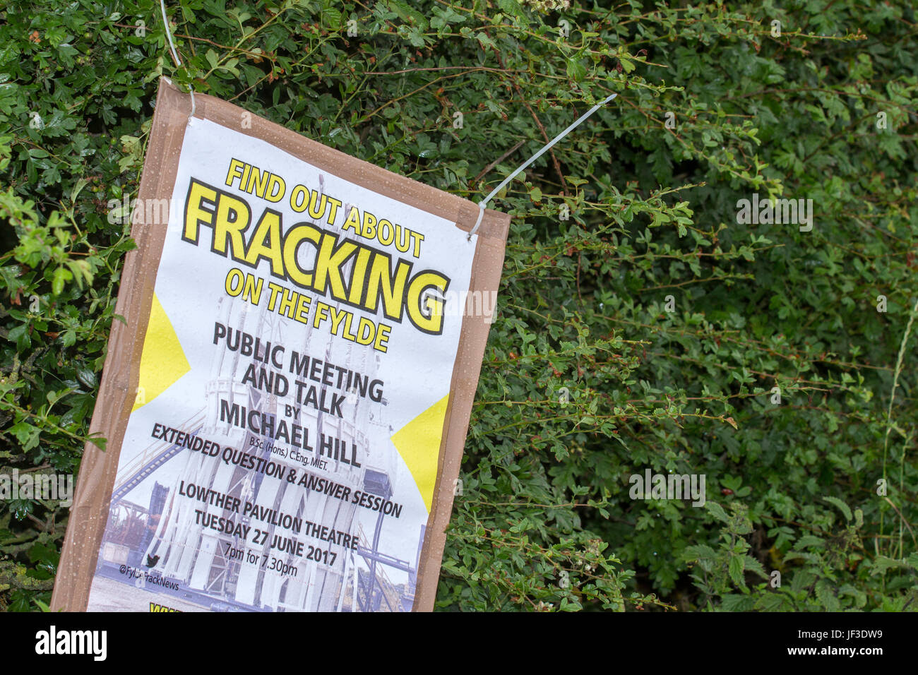 a cuadrilla plumpton frack off anti protest shale gas extraction ...