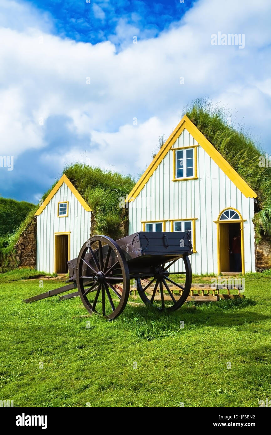The ancient cart Stock Photo - Alamy