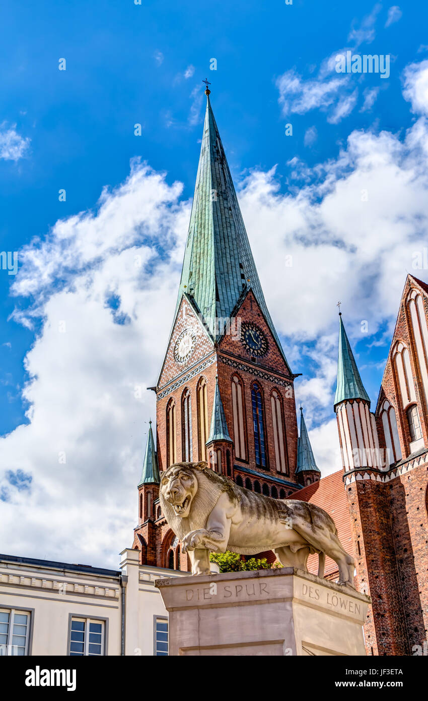Schwerin cathedral hi-res stock photography and images - Alamy