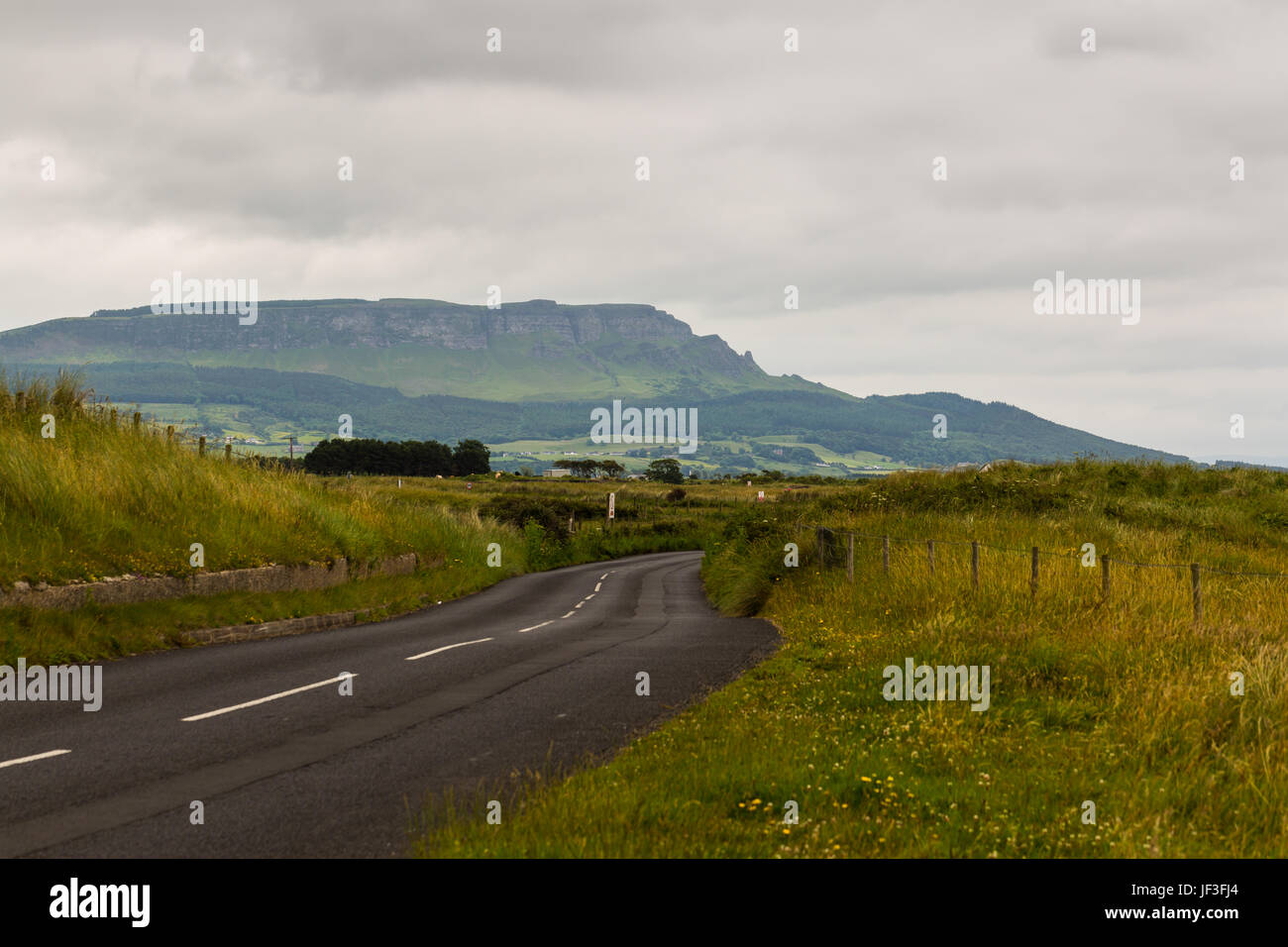 Binevenagh from Magilligan Point Stock Photo - Alamy