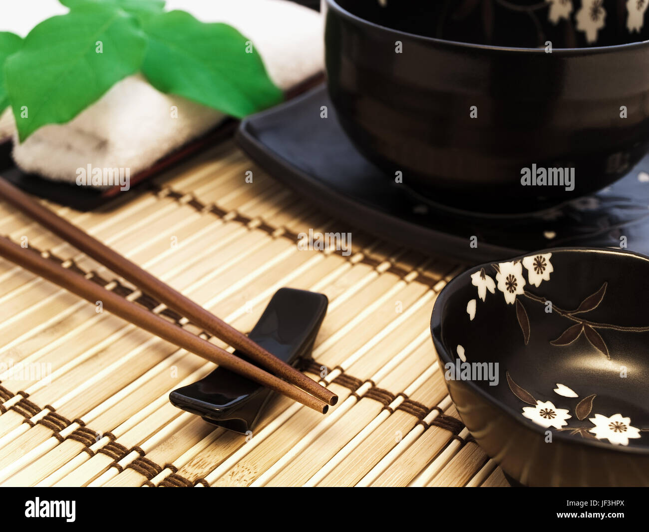 Empty place setting hi-res stock photography and images - Alamy