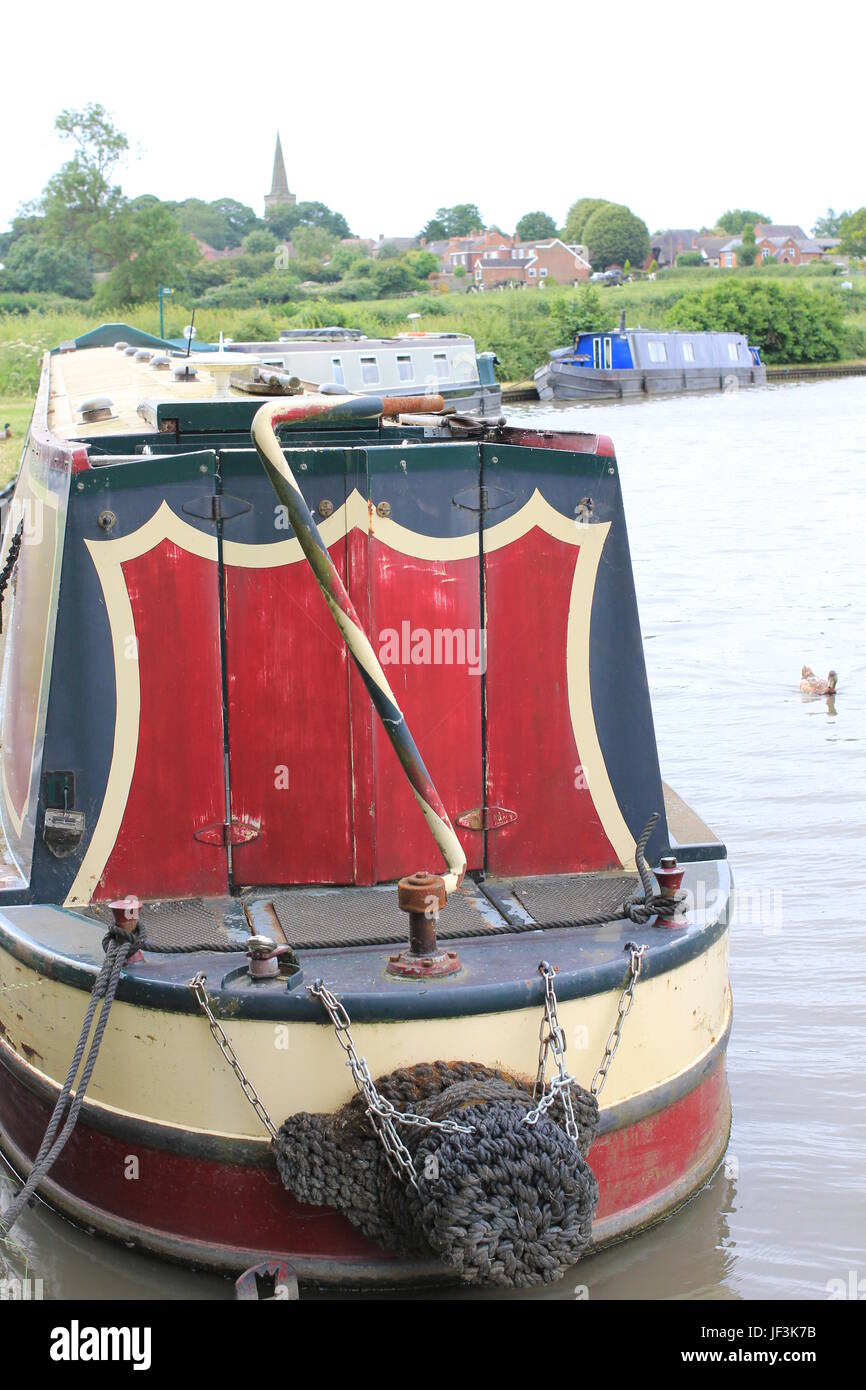 English narrow boat or barge Stock Photo - Alamy