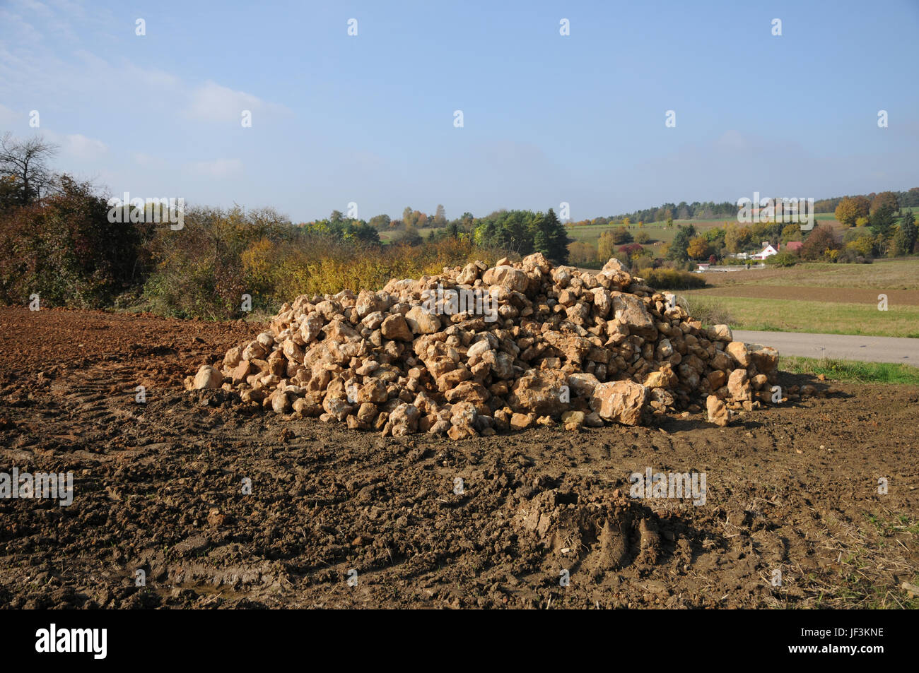 Field stones hi-res stock photography and images - Alamy