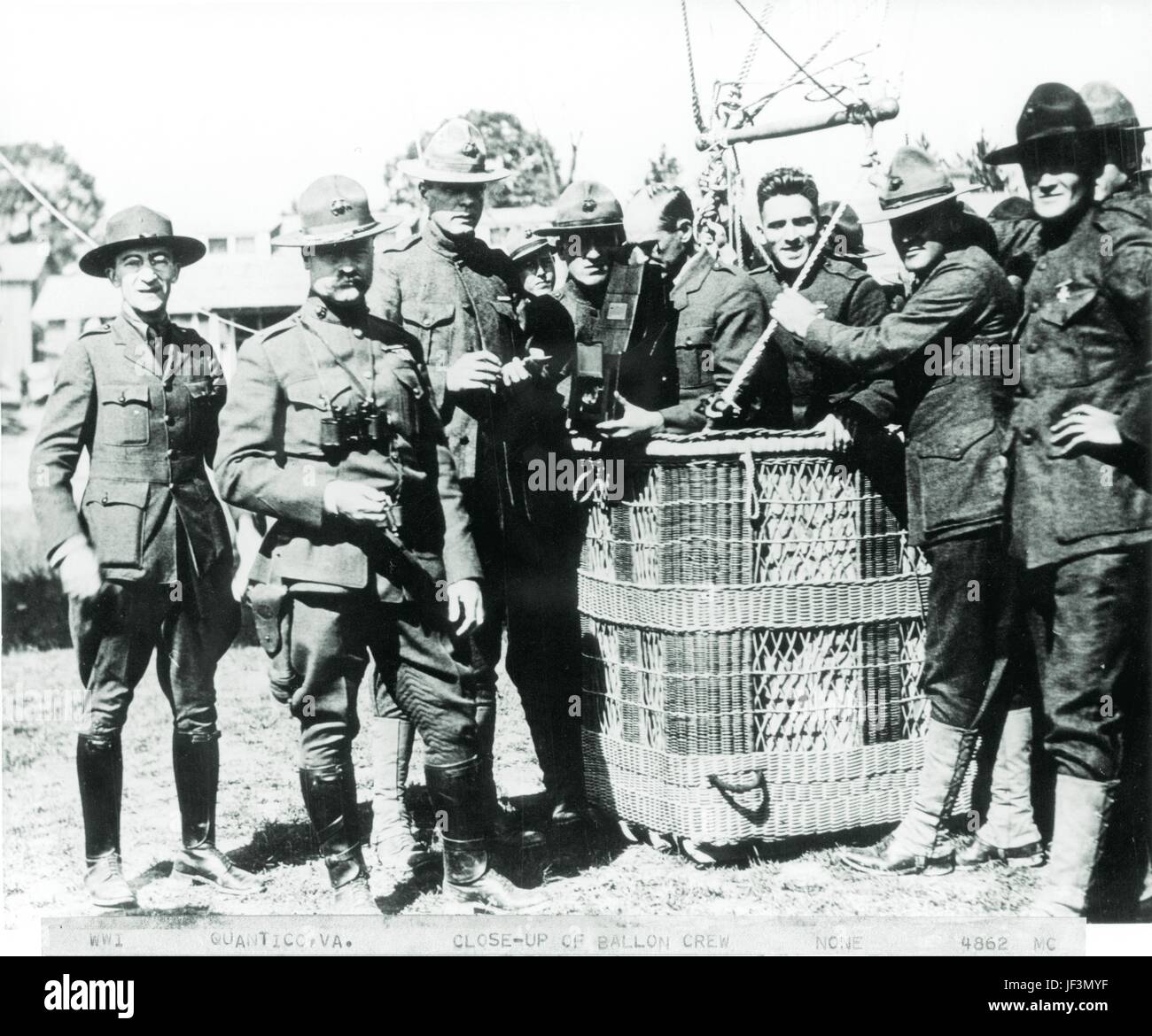 Balloon crew during WWI aboard Quantico Stock Photo - Alamy