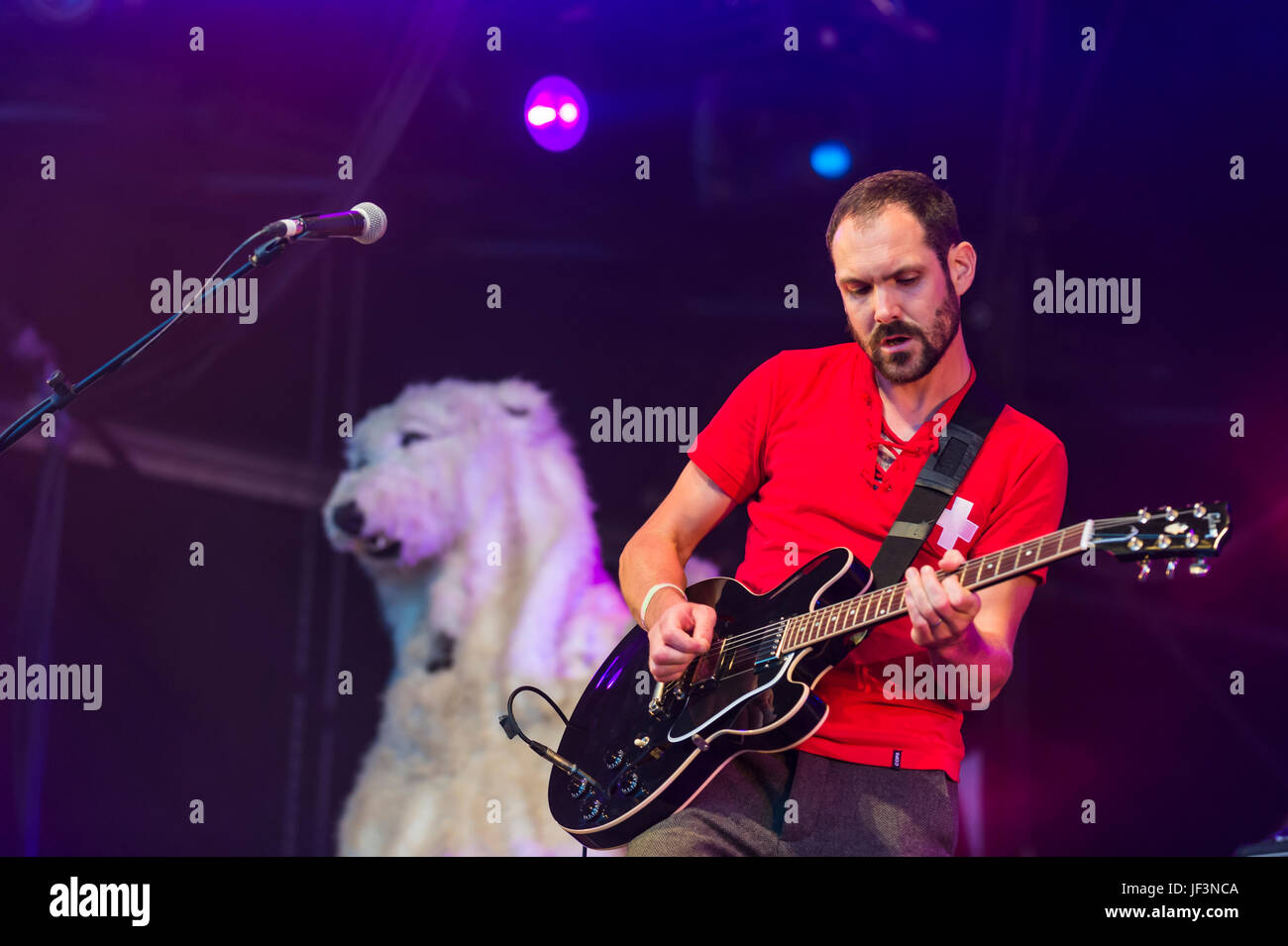 John power guitarist hi-res stock photography and images - Alamy