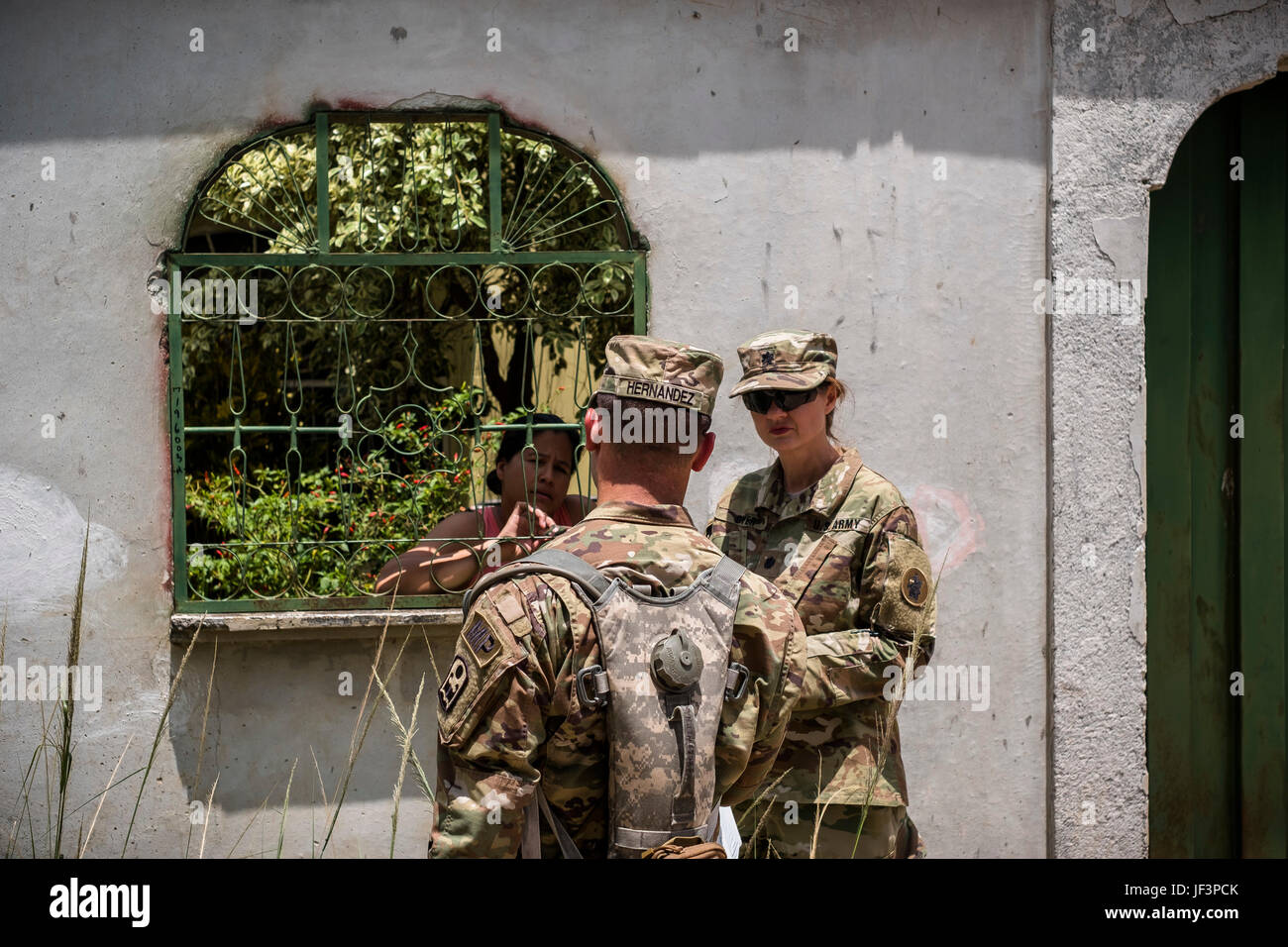 U.S. Army Lt. Col. Rhonda Dyer and U.S. Army Spc. Jeriel Hernandez ...
