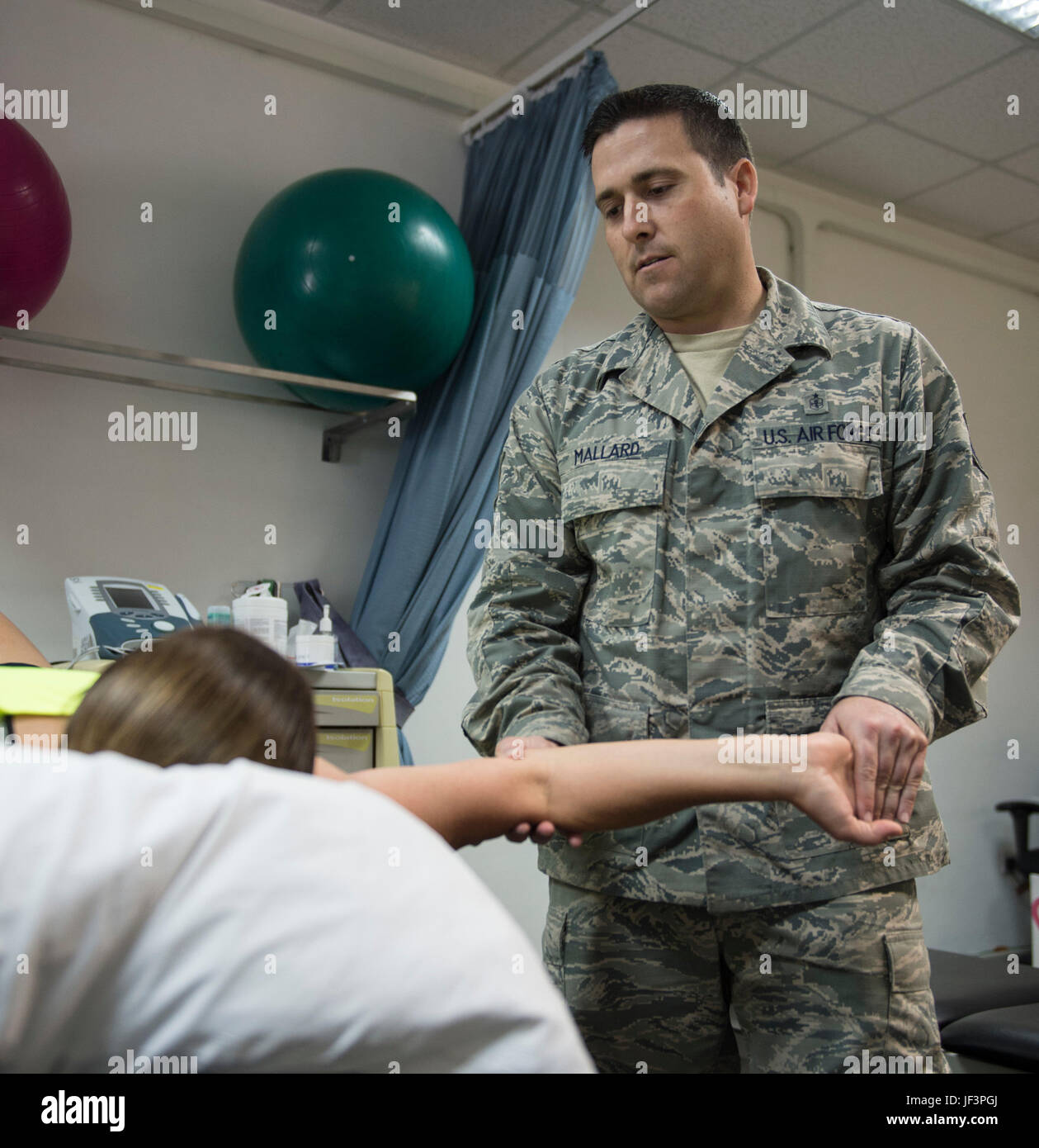 U.S. Air Force Tech. Sgt. James Mallard, physical medicine technician ...