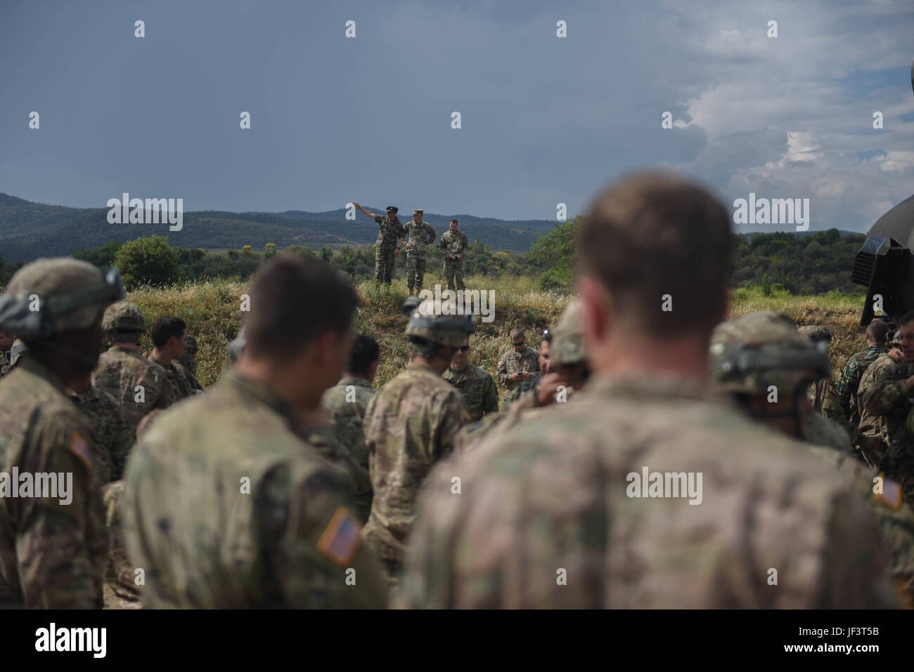 Airborne insertion exercise hi-res stock photography and images - Alamy
