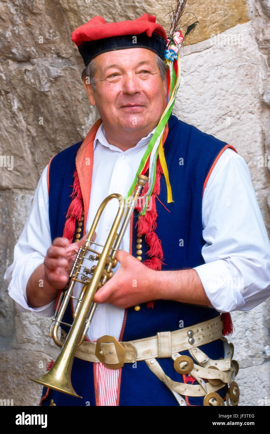 Performer clothing one person headdress adult hi-res stock photography ...