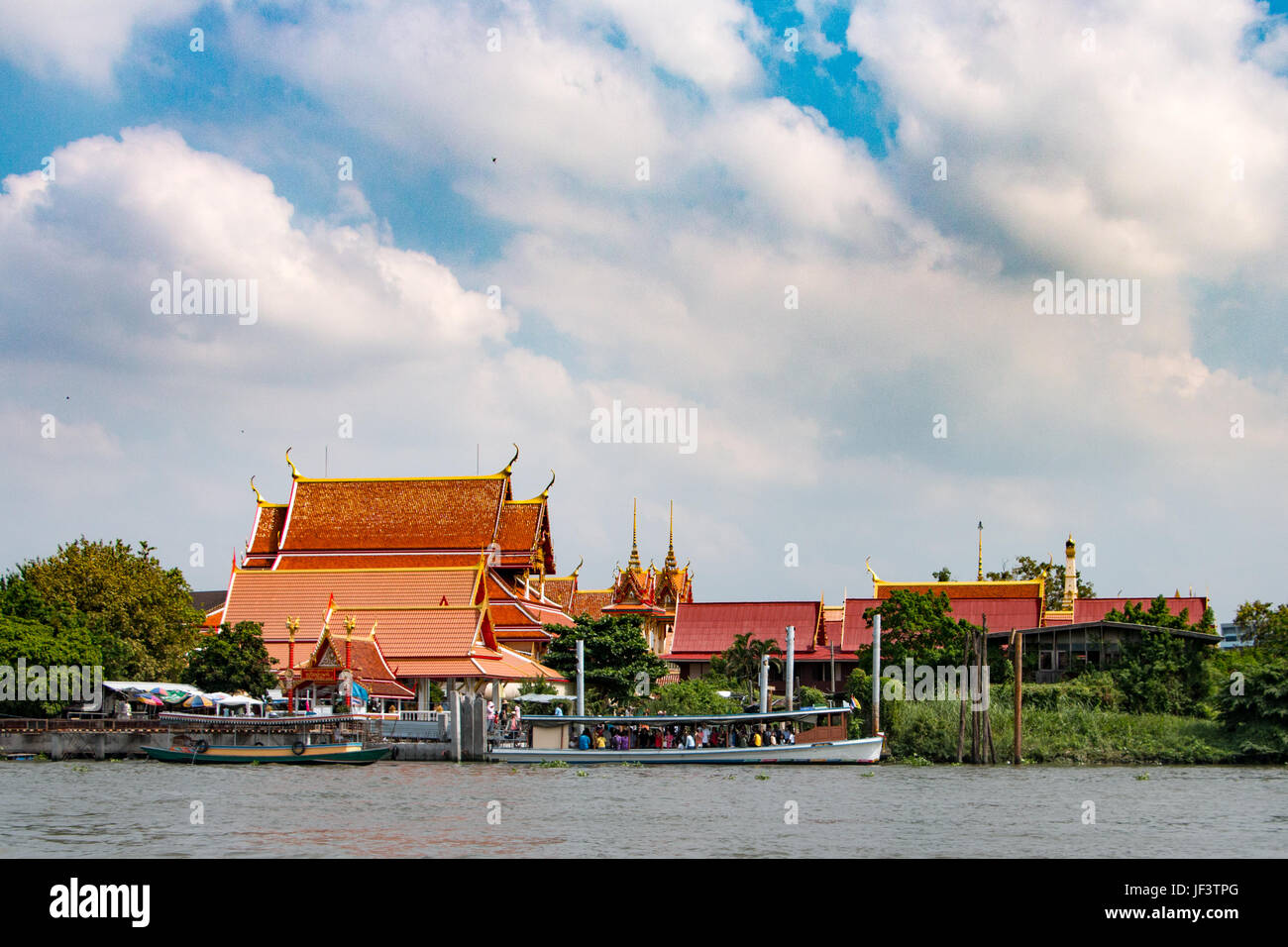 Pak kret thailand sky hi-res stock photography and images - Alamy