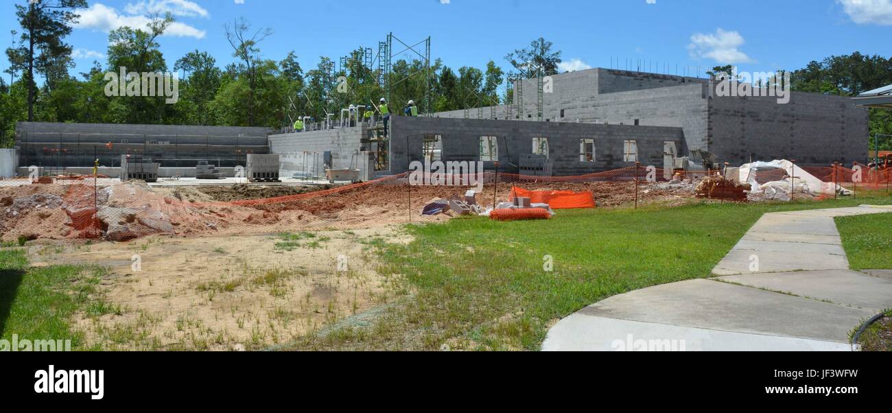 170524-N-JK586-007 STENNIS SPACE CENTER, Miss. – The construction of a ...