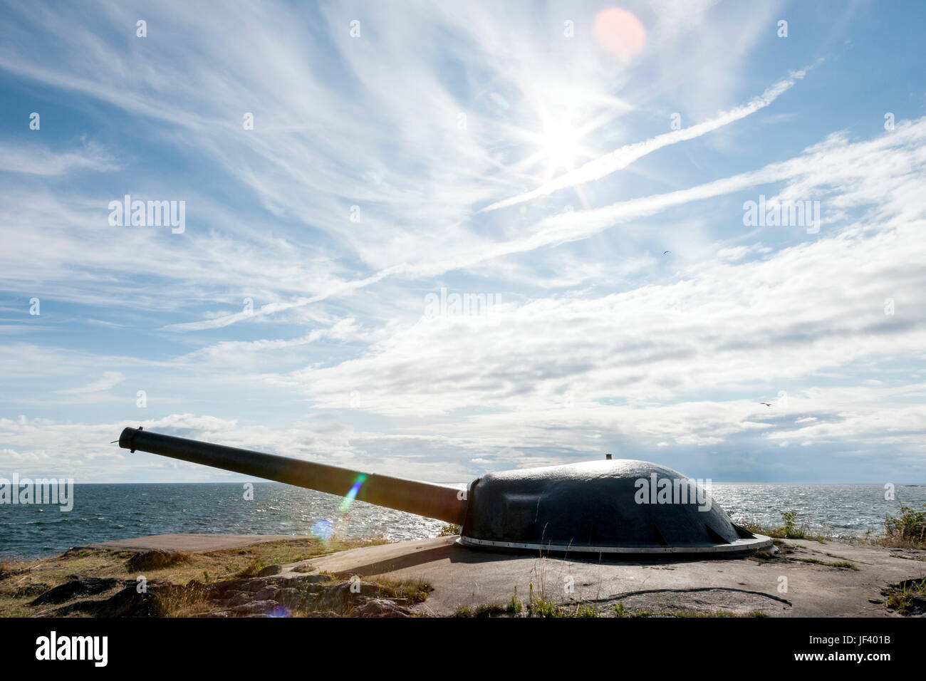 Cannon at sea Stock Photo - Alamy