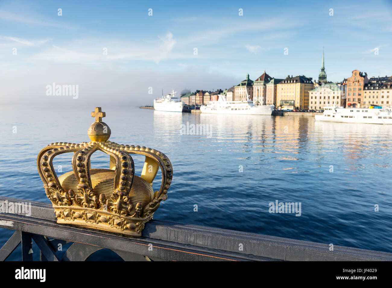 Sea crown hi-res stock photography and images - Alamy