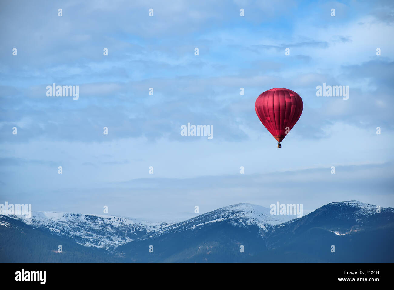 Red balloon in the blue sky Stock Photo - Alamy