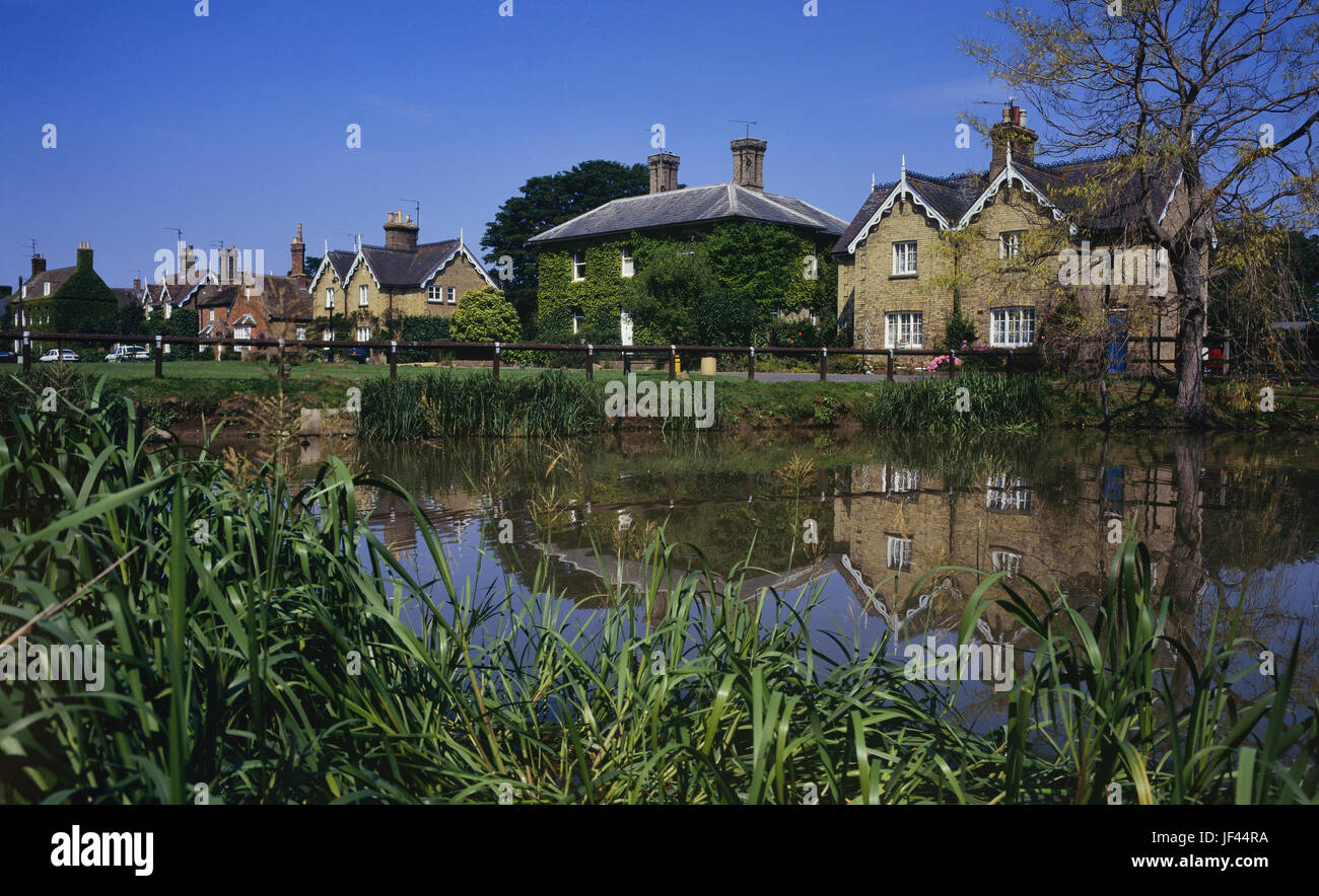Church Green and pond, Ramsey, Cambridgeshire, England, UK Stock Photo ...