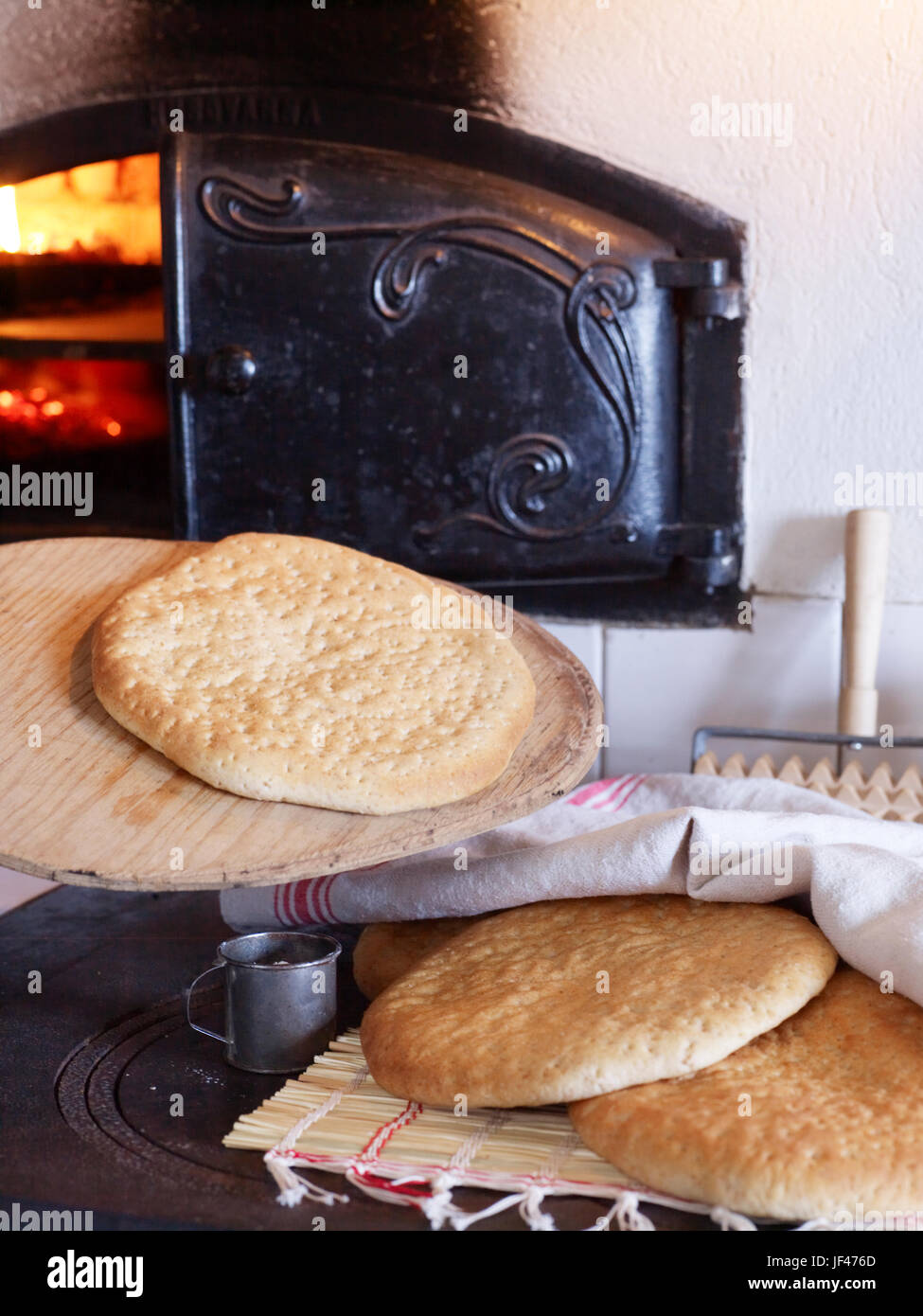Fat bread hi-res stock photography and images - Alamy