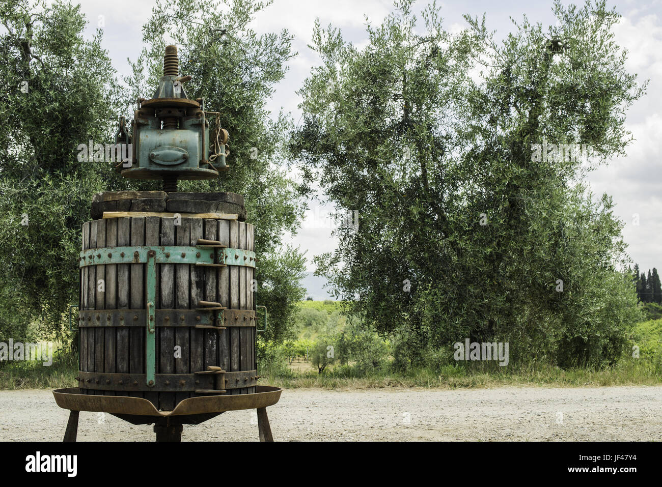 Olive press vintage machine hi-res stock photography and images - Alamy