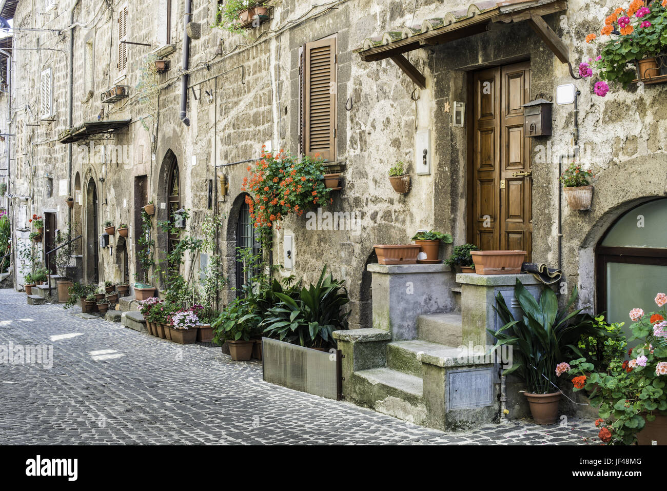 Traditional Italian homes Stock Photo - Alamy
