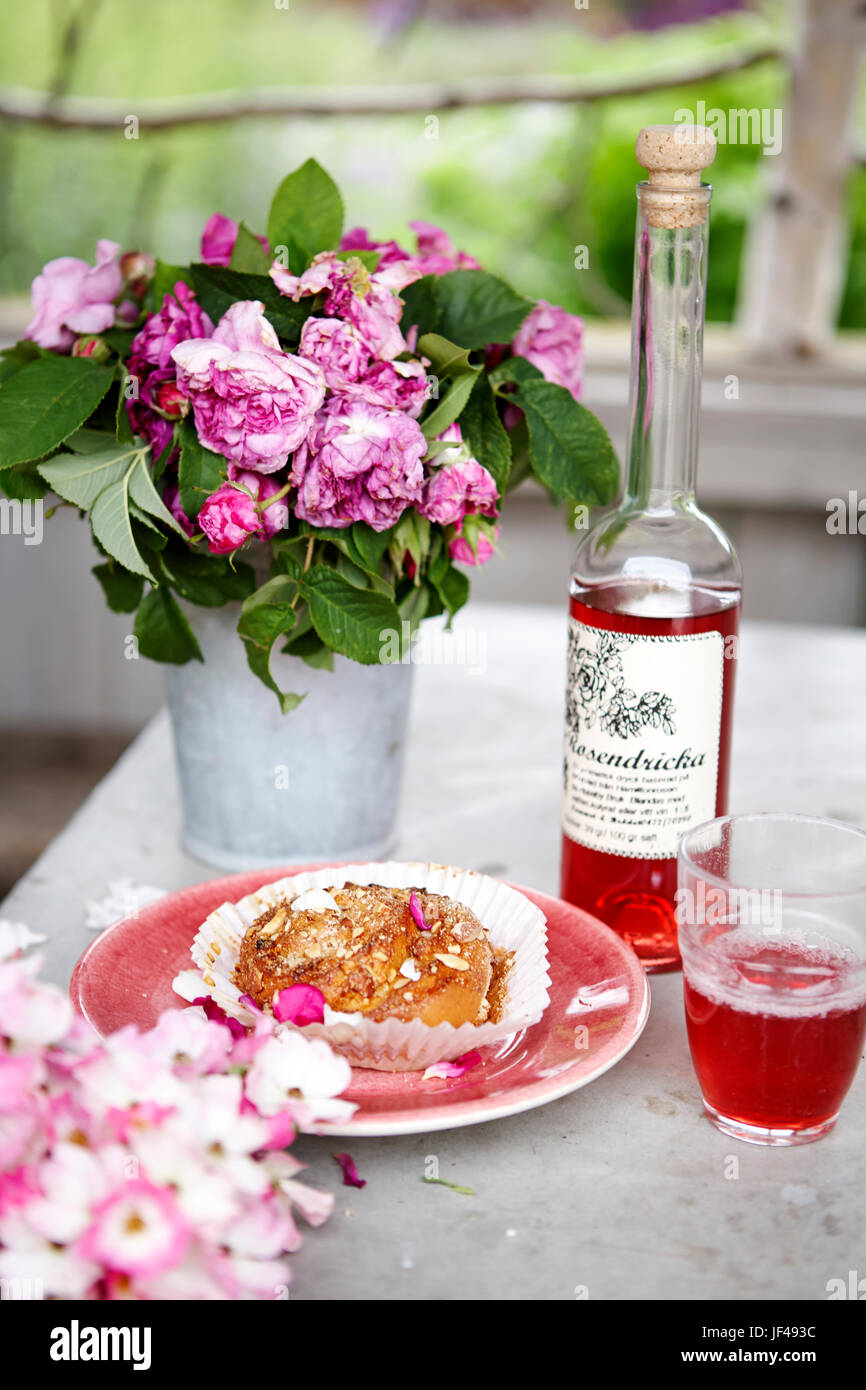 Cake and wine on table Stock Photo - Alamy