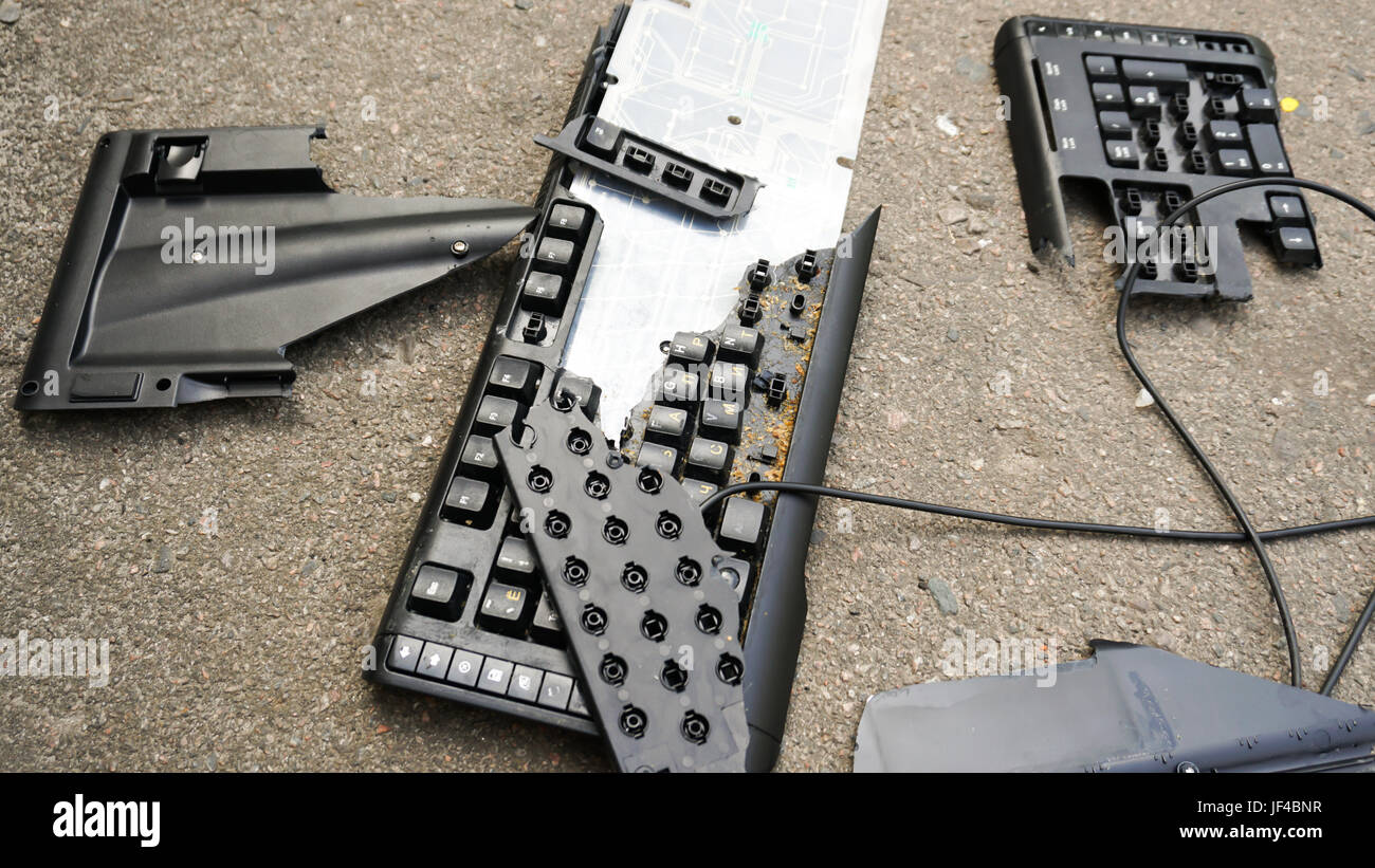 Destroyed user hi-res stock photography and images - Alamy