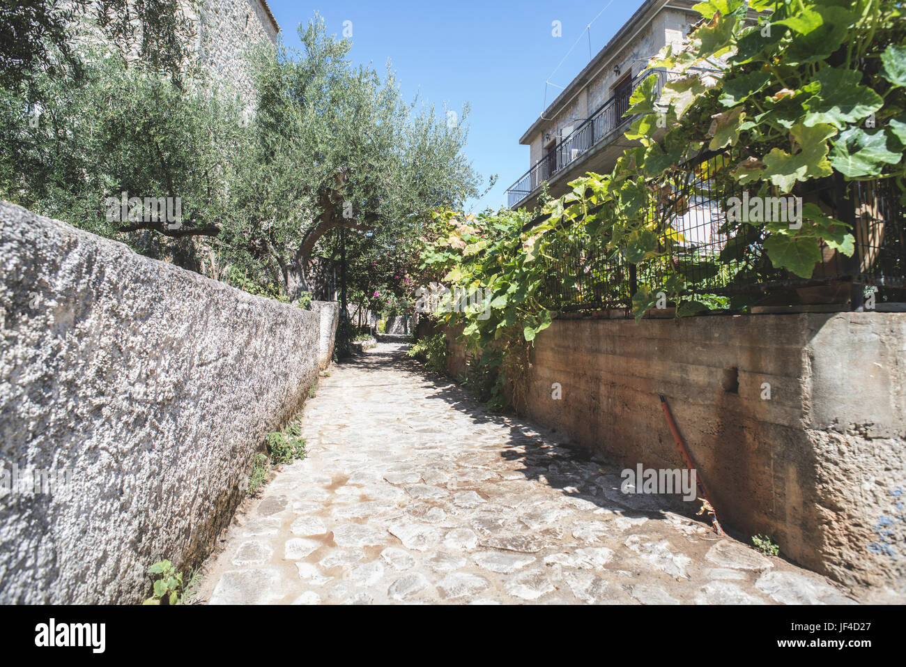 Typical Greek house Stock Photo - Alamy