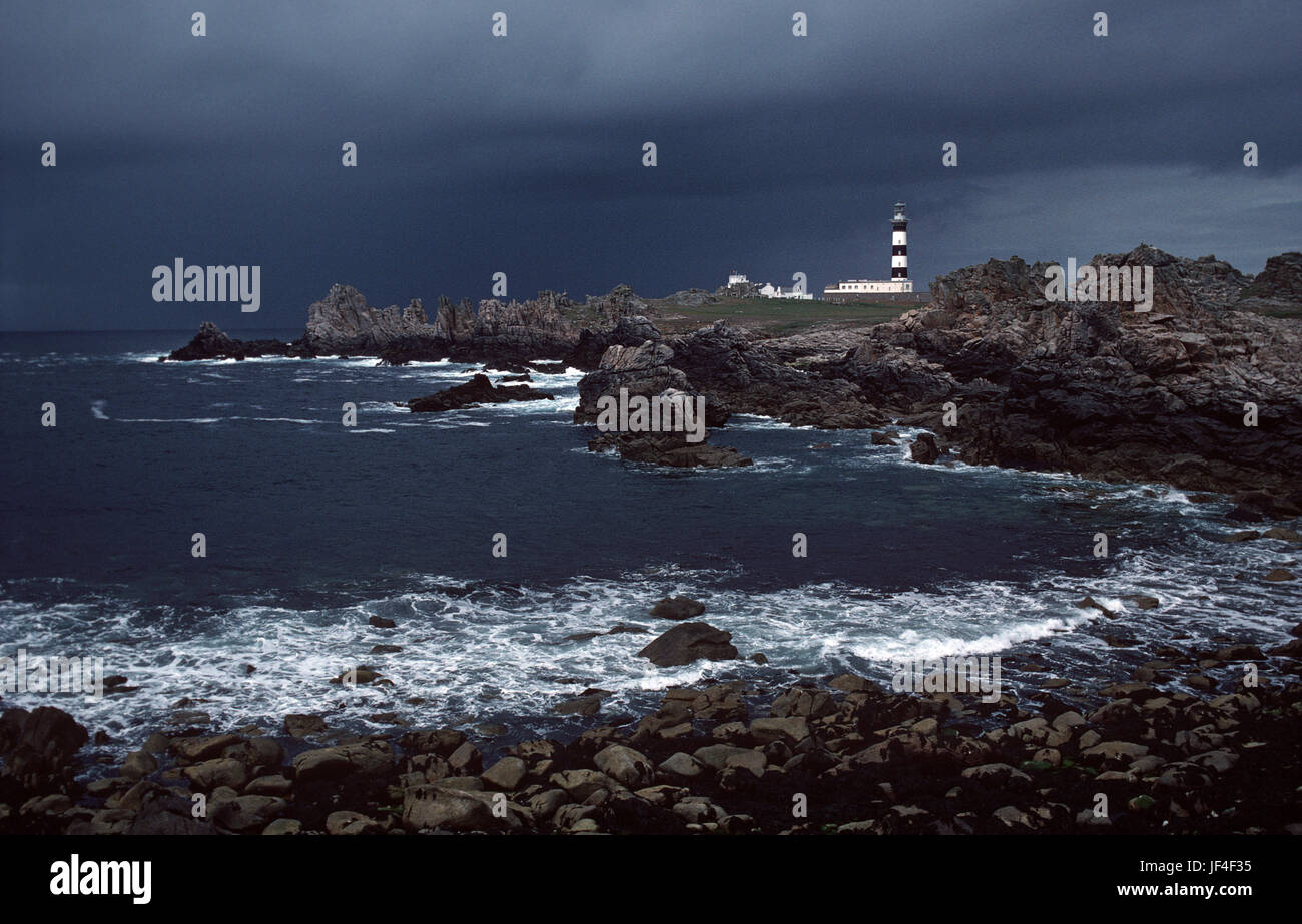 Phare de Creach, Creach lighthouse, Island of Ushant, Brittany, France ...