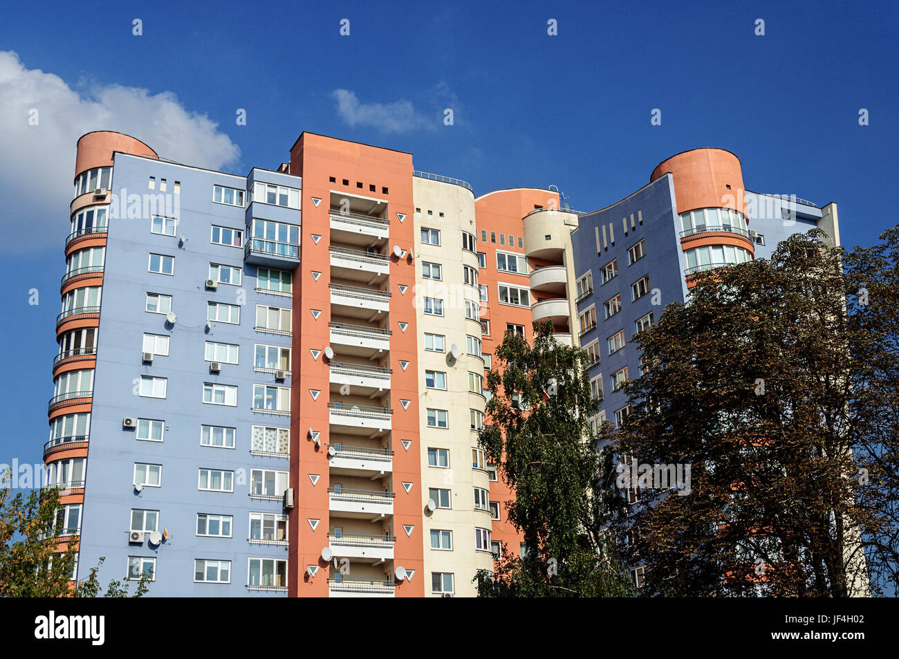 Large residential building Stock Photo - Alamy