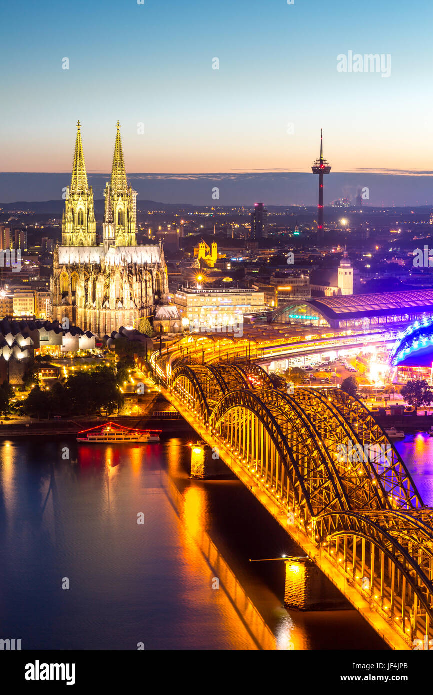 Cologne Cathedral aerial Stock Photo - Alamy
