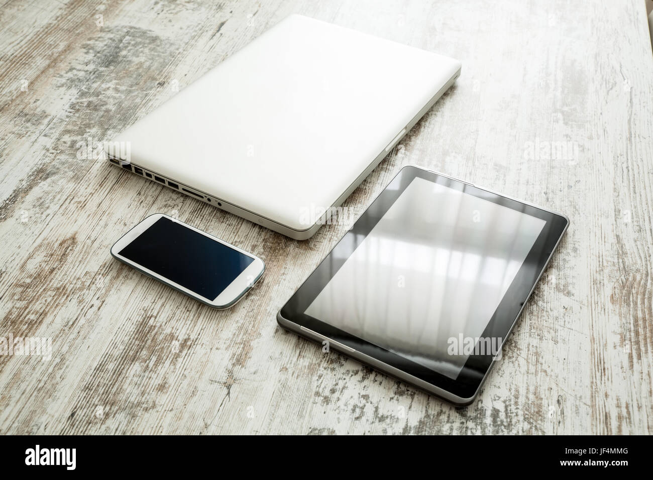 Mobil devices hi-res stock photography and images - Alamy