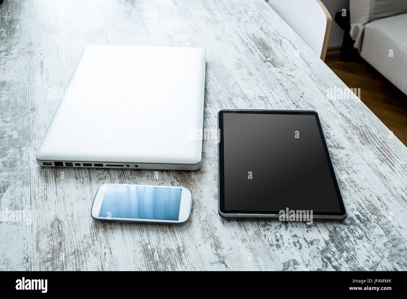 Mobil devices hi-res stock photography and images - Alamy