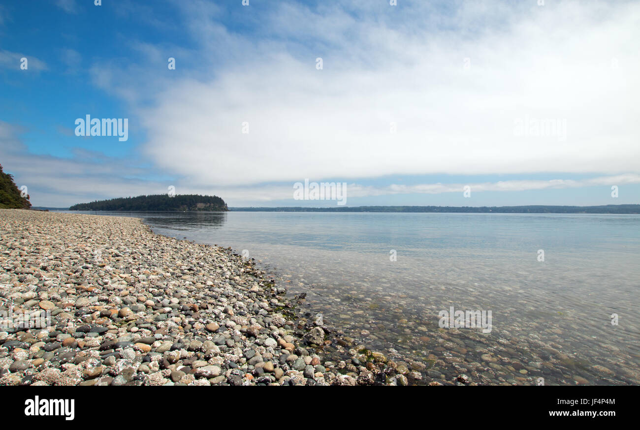 Shine Tidelands State Park shoreline of Bywater Bay near Port Ludlow in ...