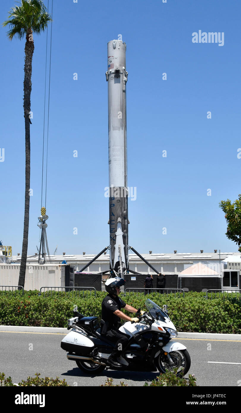 Second stage rocket hi-res stock photography and images - Alamy