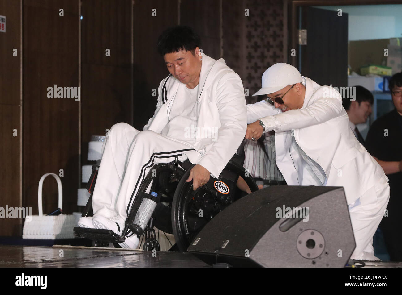 S. Korean dance duo Clon South Korean dance duo Clon attends a ...