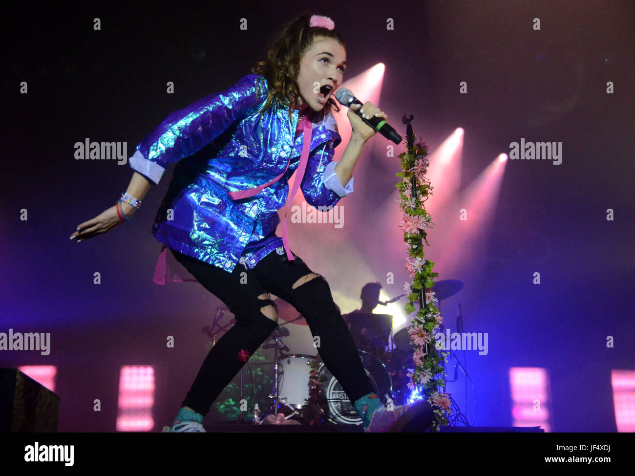 Milwaukee, Wisconsin, USA. 28th June, 2017. Lead singer Mandy Lee of ...