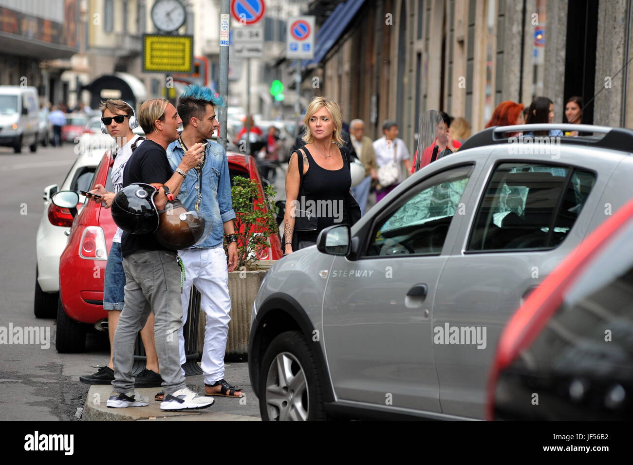 Milan, Paola Barale makes shopping in the center Paola Barale arrives ...