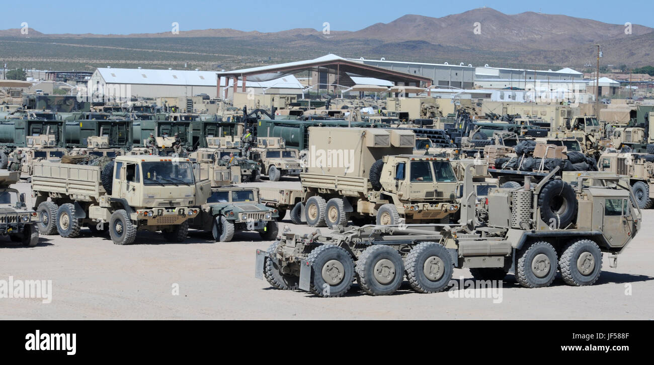 Soldiers of the 155th Armored Brigade Combat Team and supporting troops ...